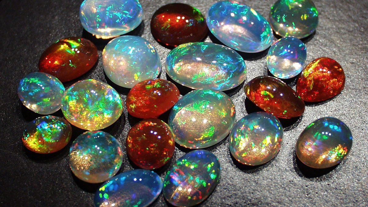 Opal: A Bewitching And Soothing Stone